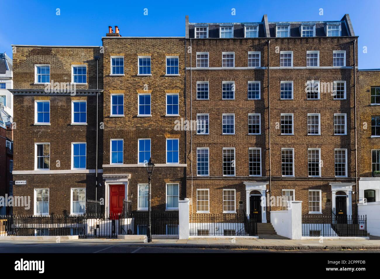 Lincolns inn fields holborn london hi-res stock photography and images ...