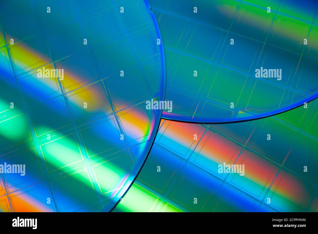 Macro of blue silicon wafer with microchips Stock Photo - Alamy