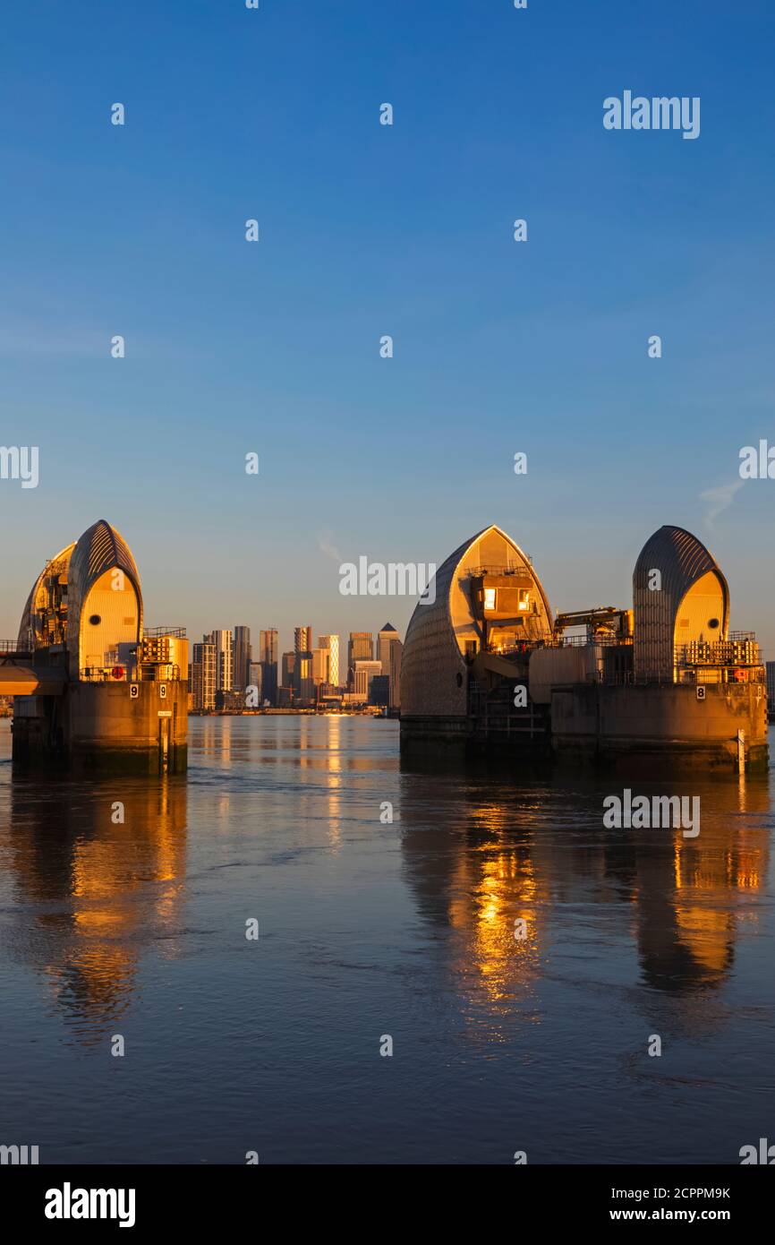 Greenwich london river hi-res stock photography and images - Alamy