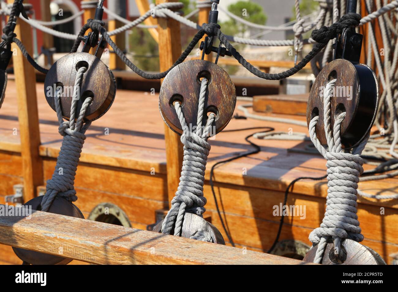 Securing cleat hi-res stock photography and images - Alamy