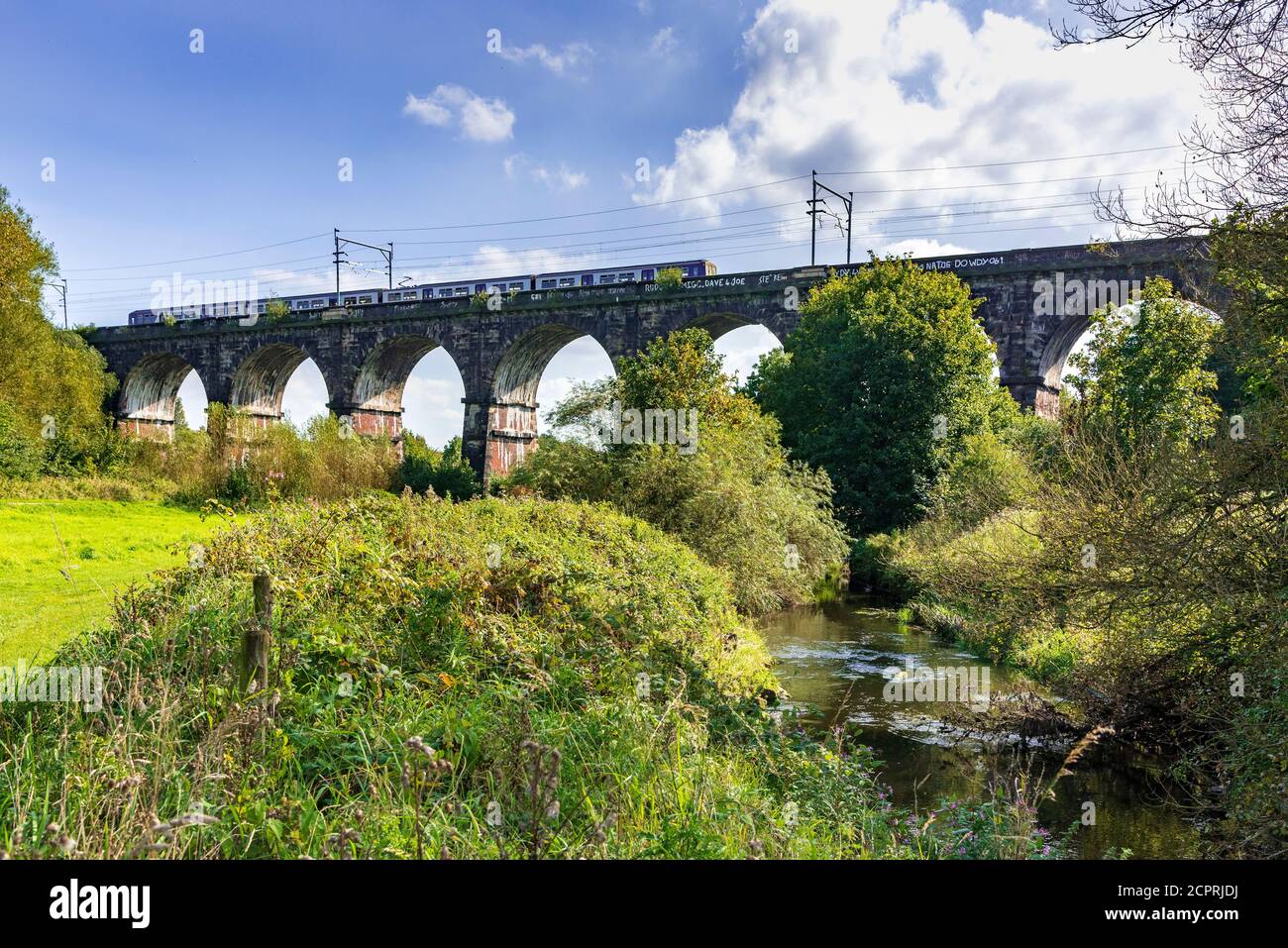 Sankey brook viaduct hi-res stock photography and images - Alamy