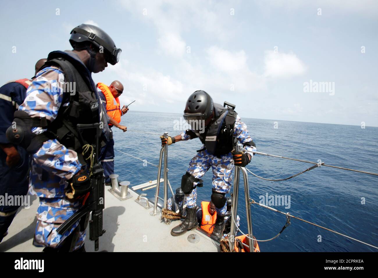 Assault boats hi-res stock photography and images - Alamy