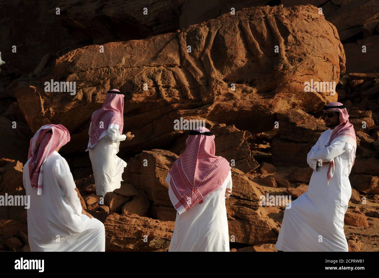 Saudi arabia camel sculpture hi-res stock photography and images - Alamy