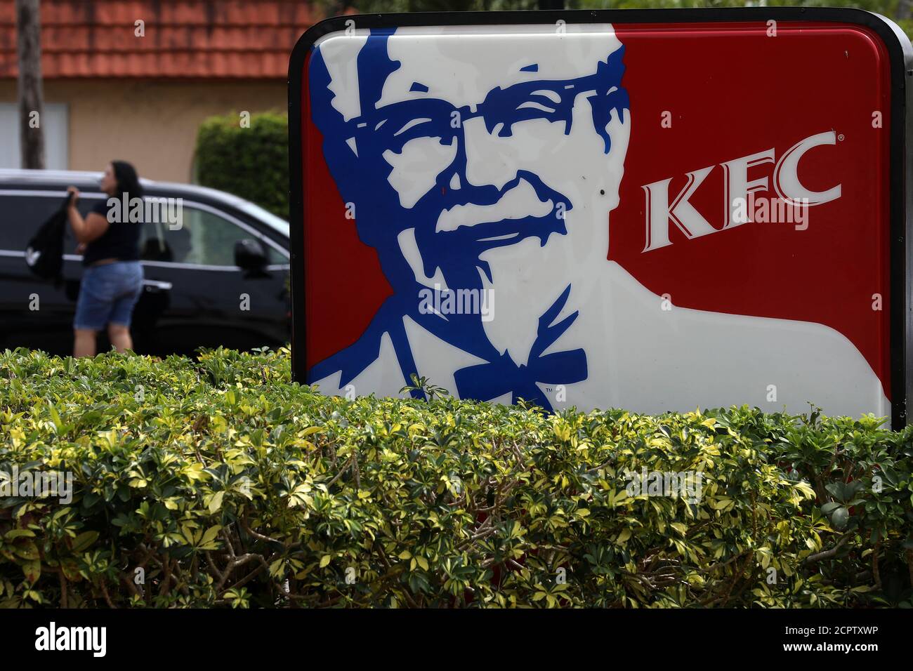 Kfc Logo High Resolution Stock Photography and Images - Alamy