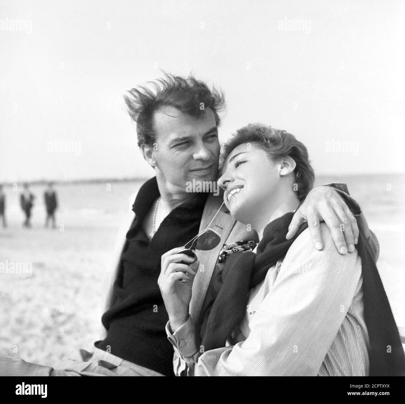 Italian actress beach hi-res stock photography and images - Alamy