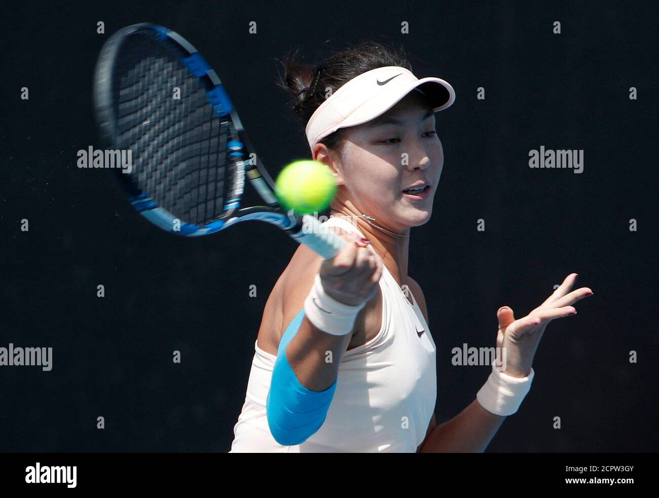 Xinyu wang tennis hi-res stock photography and images - Alamy