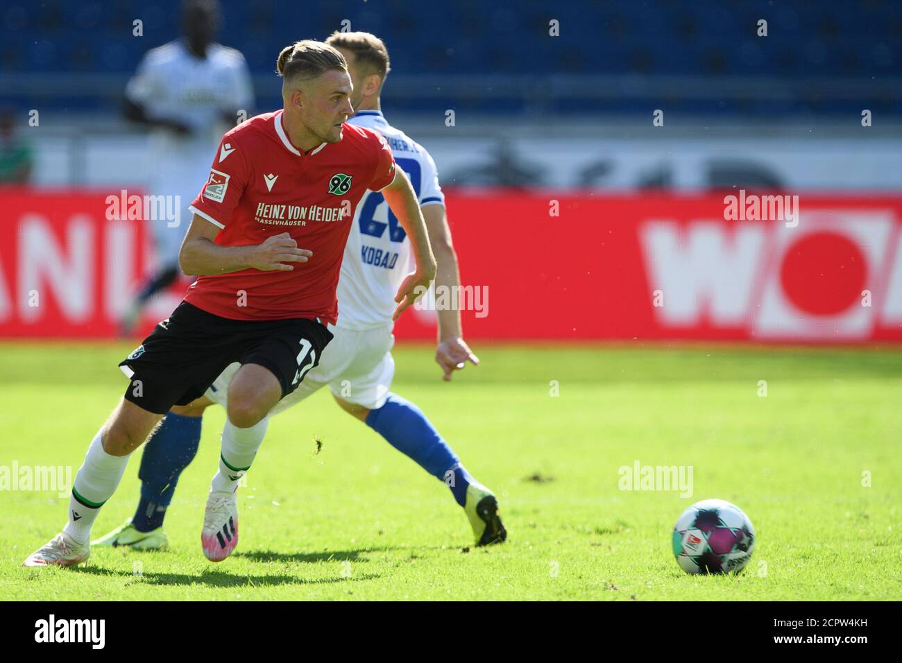 Hanover, Germany. 19th Sep, 2020. Football: 2nd Bundesliga, Hannover 96 ...