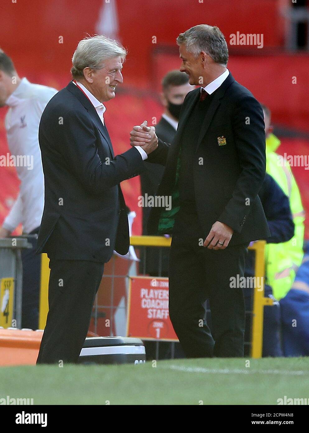 Manchester united trafford shake hands hi-res stock photography and ...