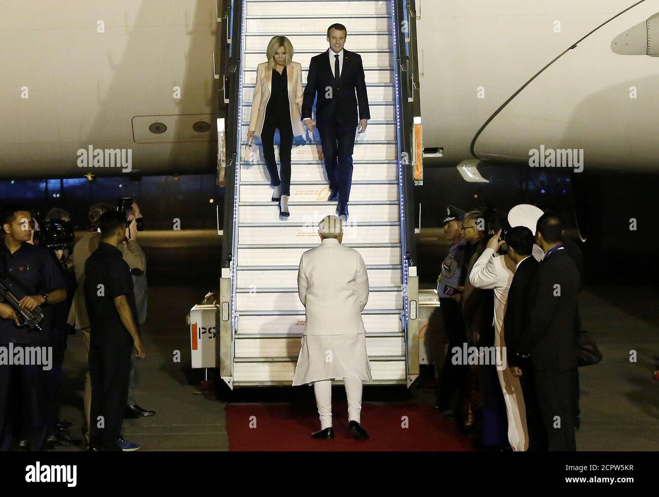 Modi narendra airplane hi-res stock photography and images - Alamy