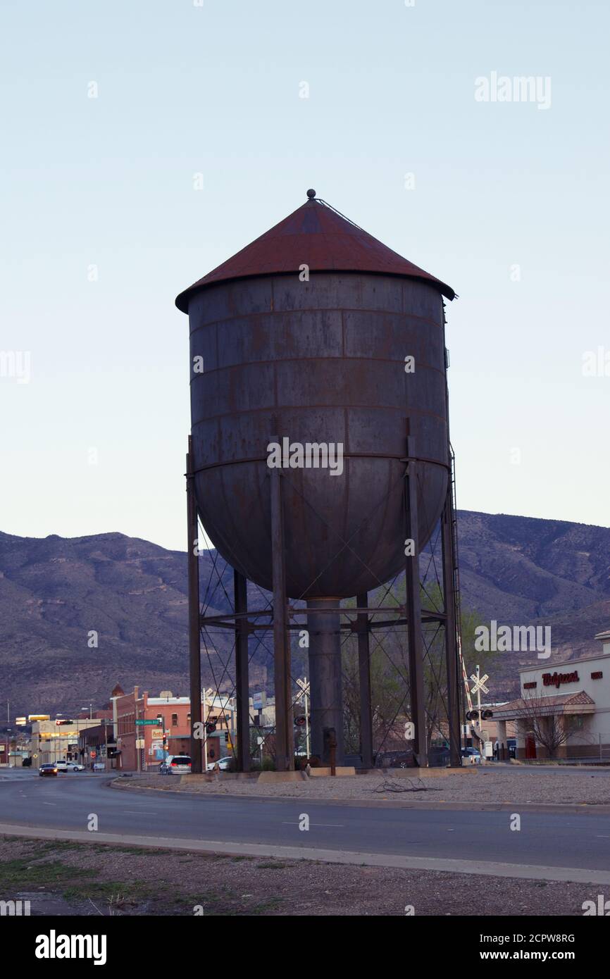 Railroad water tower hi-res stock photography and images - Alamy