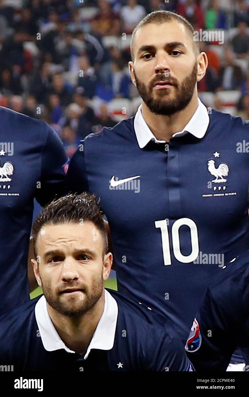 Frances soccer team poses team hi-res stock photography and images - Alamy