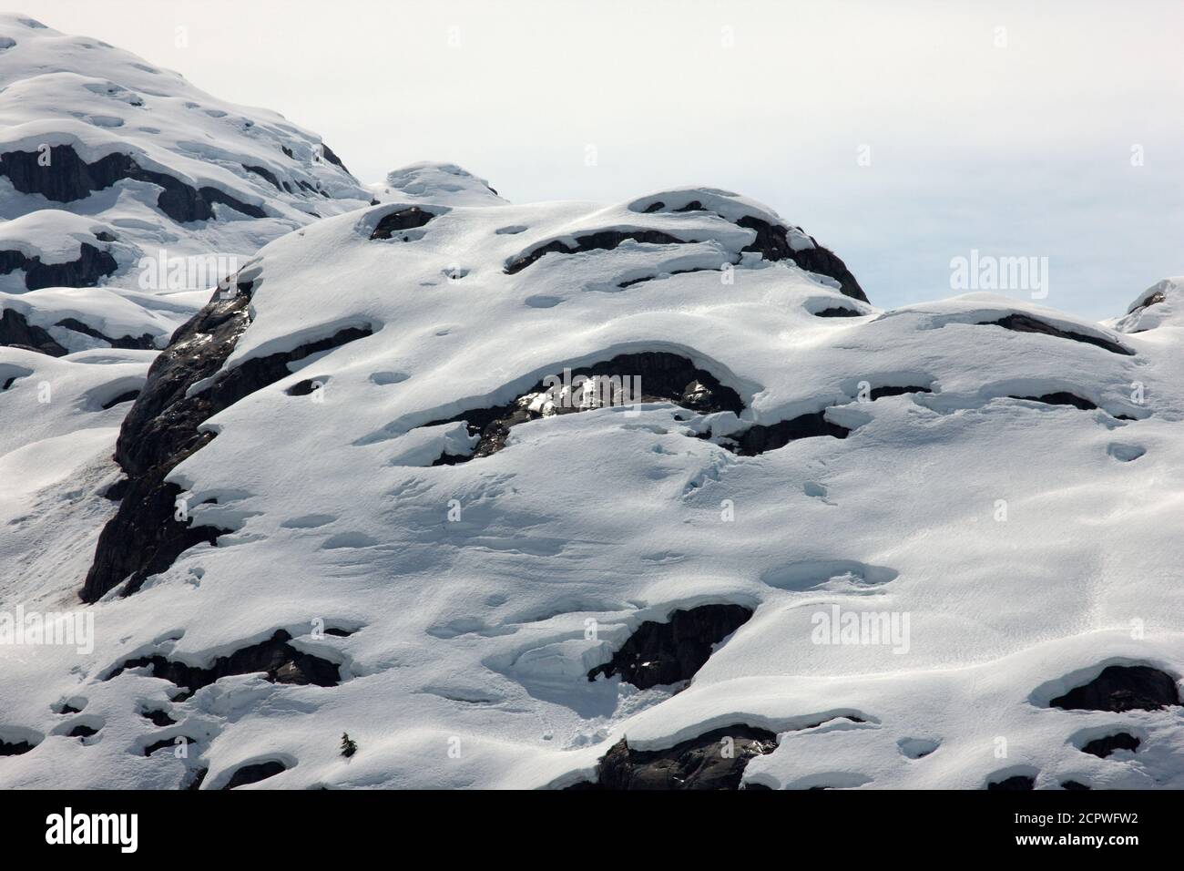The beautiful rugged mountainous terrain of Alaska has an astounding ...