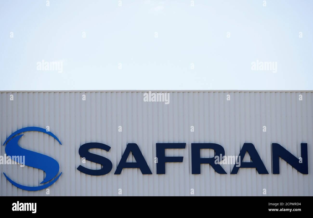 Safran logo hi-res stock photography and images - Alamy