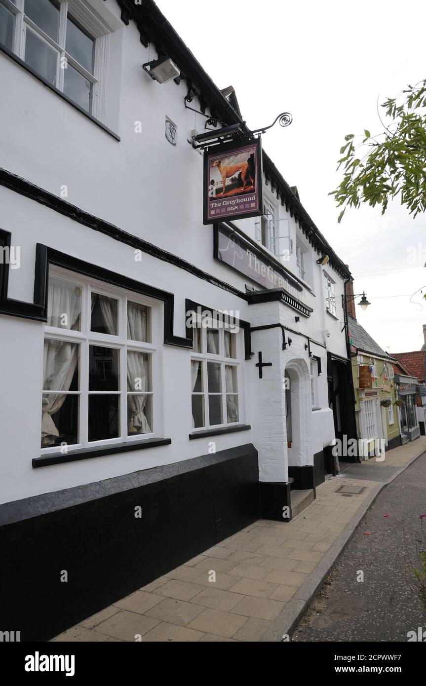 Greyhound pub norfolk hi-res stock photography and images - Alamy