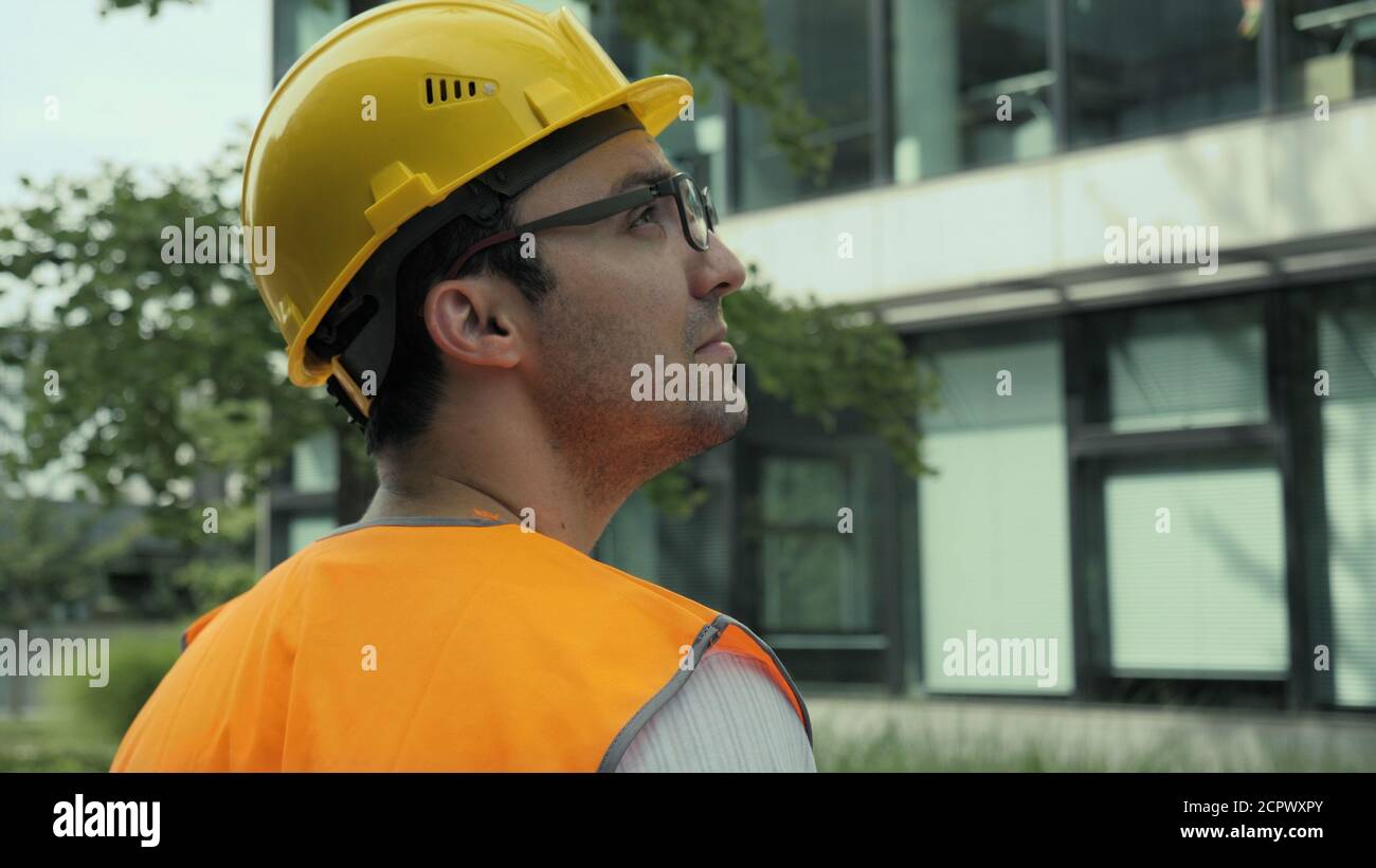 Business people checking work hi-res stock photography and images - Alamy