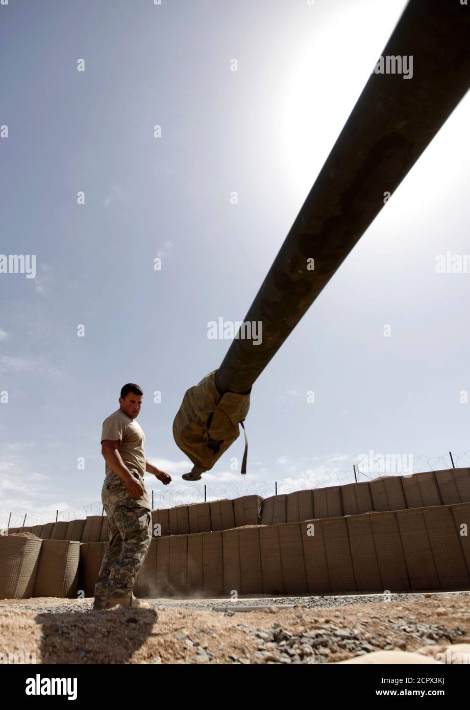 Maintenance platoon hi-res stock photography and images - Alamy
