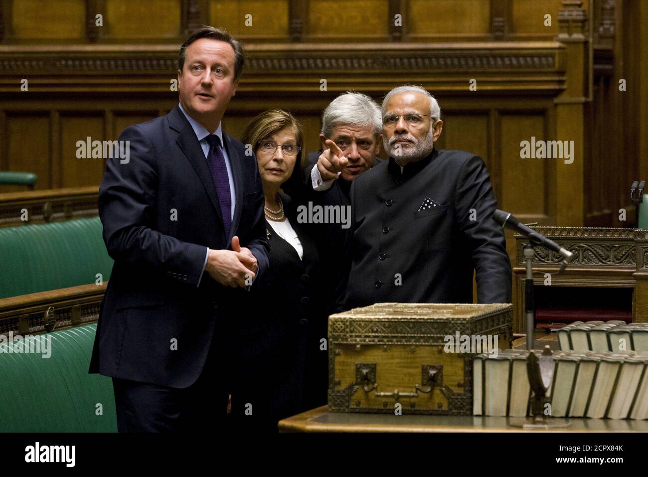 Inside house of commons chamber hi-res stock photography and images - Alamy