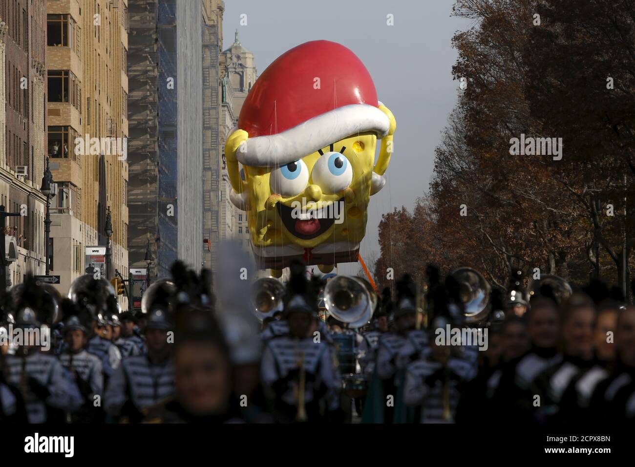 Spongebob squarepants balloon macys hi-res stock photography and images ...