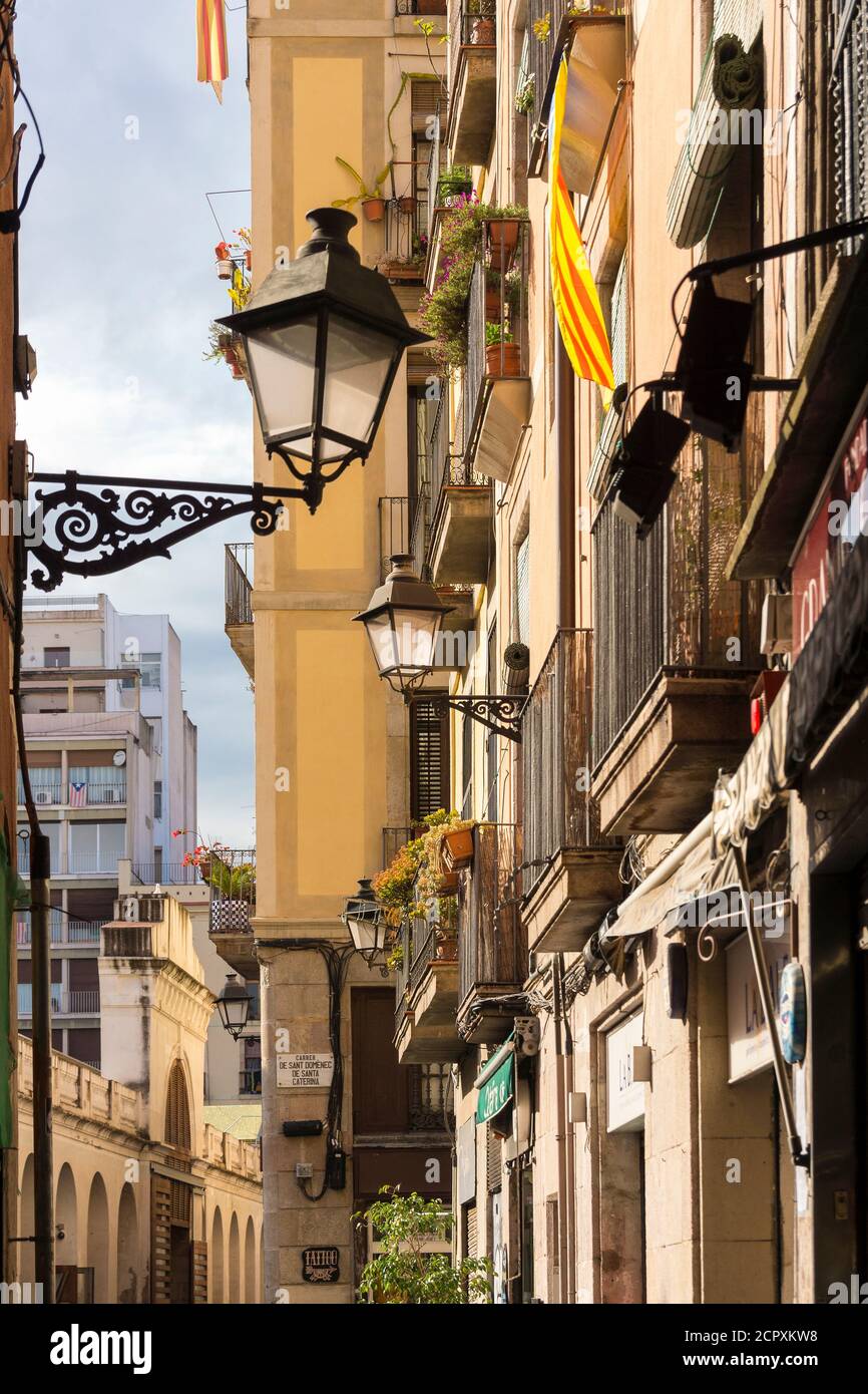 Barcelona, Barri Gotic, facades Stock Photo - Alamy