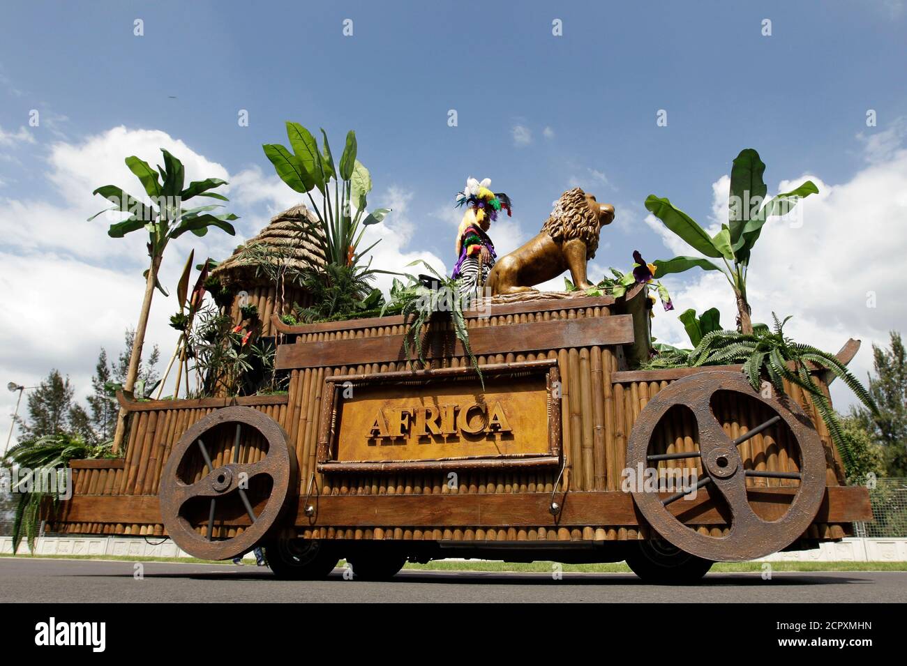 Float Parade Mexico High Resolution Stock Photography and Images - Alamy