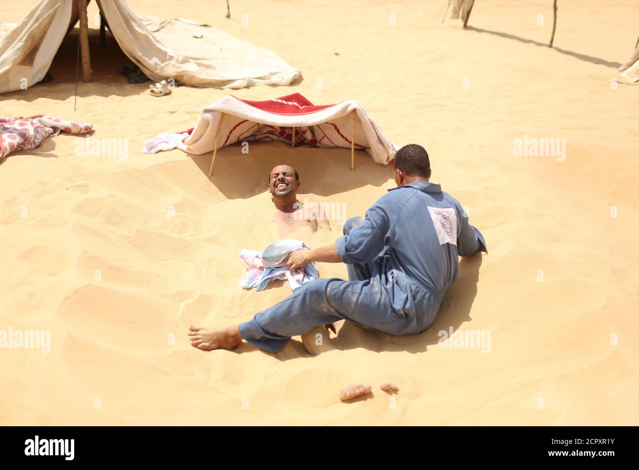 Sandbaths hi-res stock photography and images - Alamy