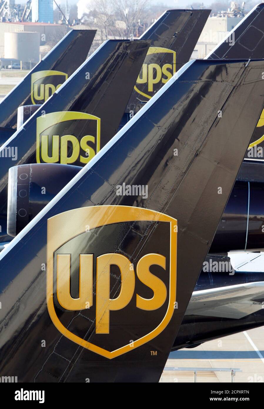 Worldport hi-res stock photography and images - Alamy