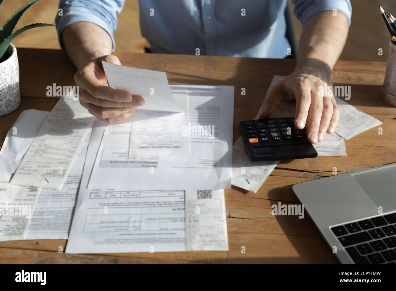 Managing paperwork hi-res stock photography and images - Alamy