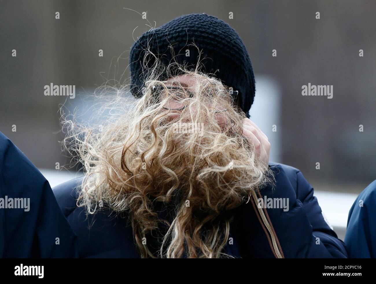 Strong winds face hi-res stock photography and images - Alamy