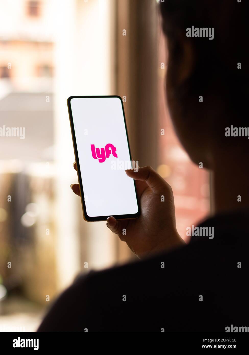 Lyft app symbol hi-res stock photography and images - Alamy