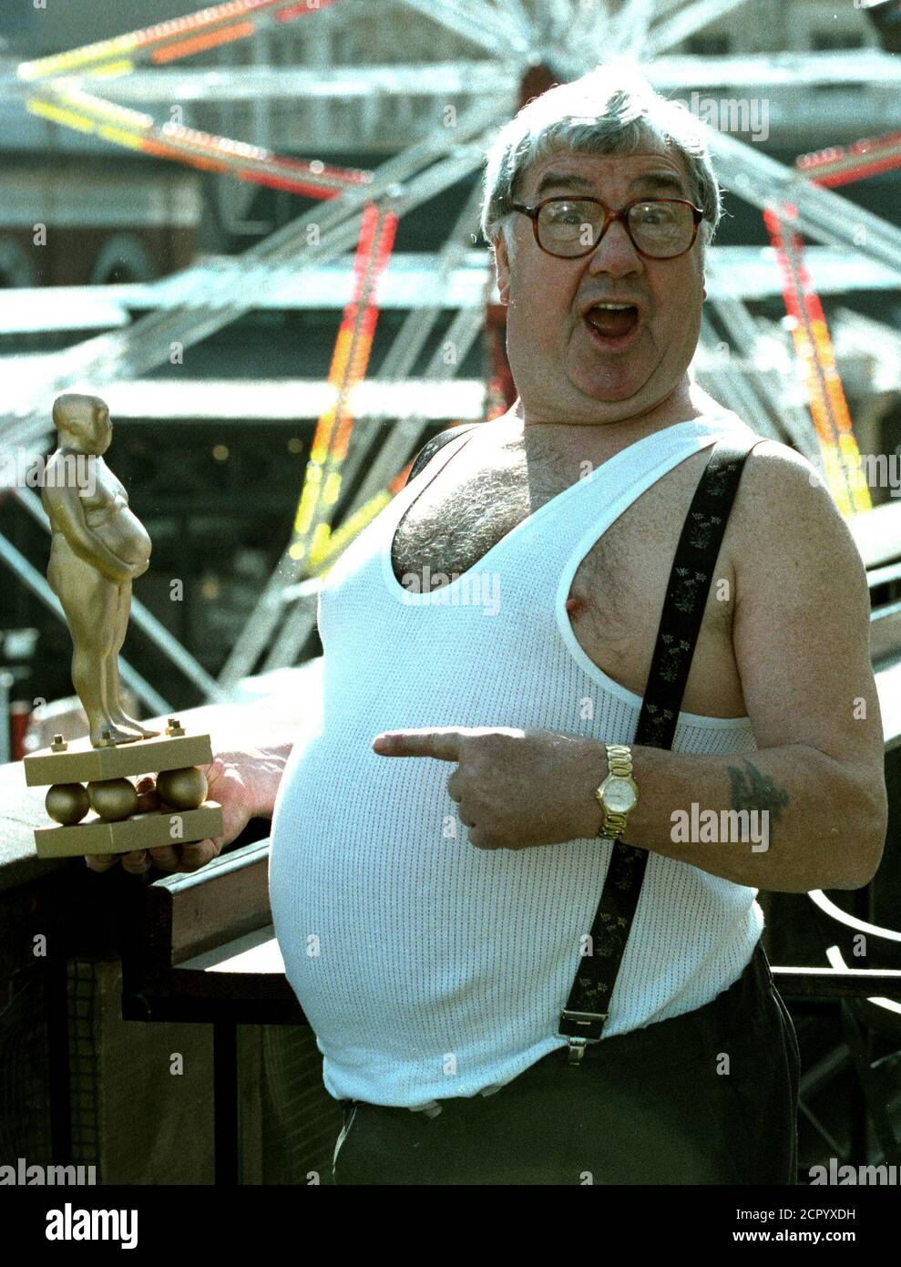 Frank carson 1995 hi-res stock photography and images - Alamy