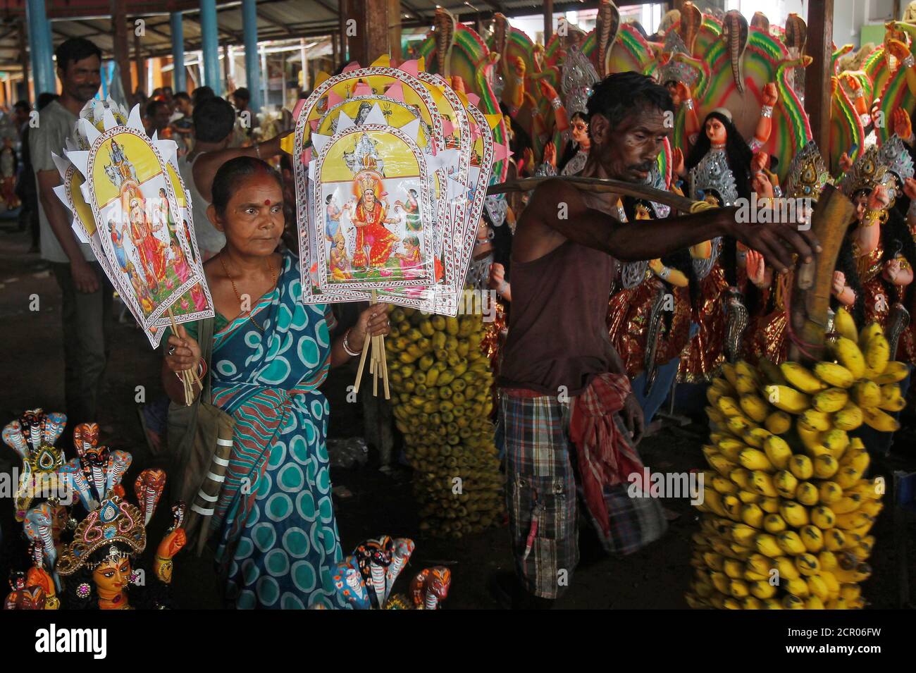 Goddess manasa hi-res stock photography and images - Alamy