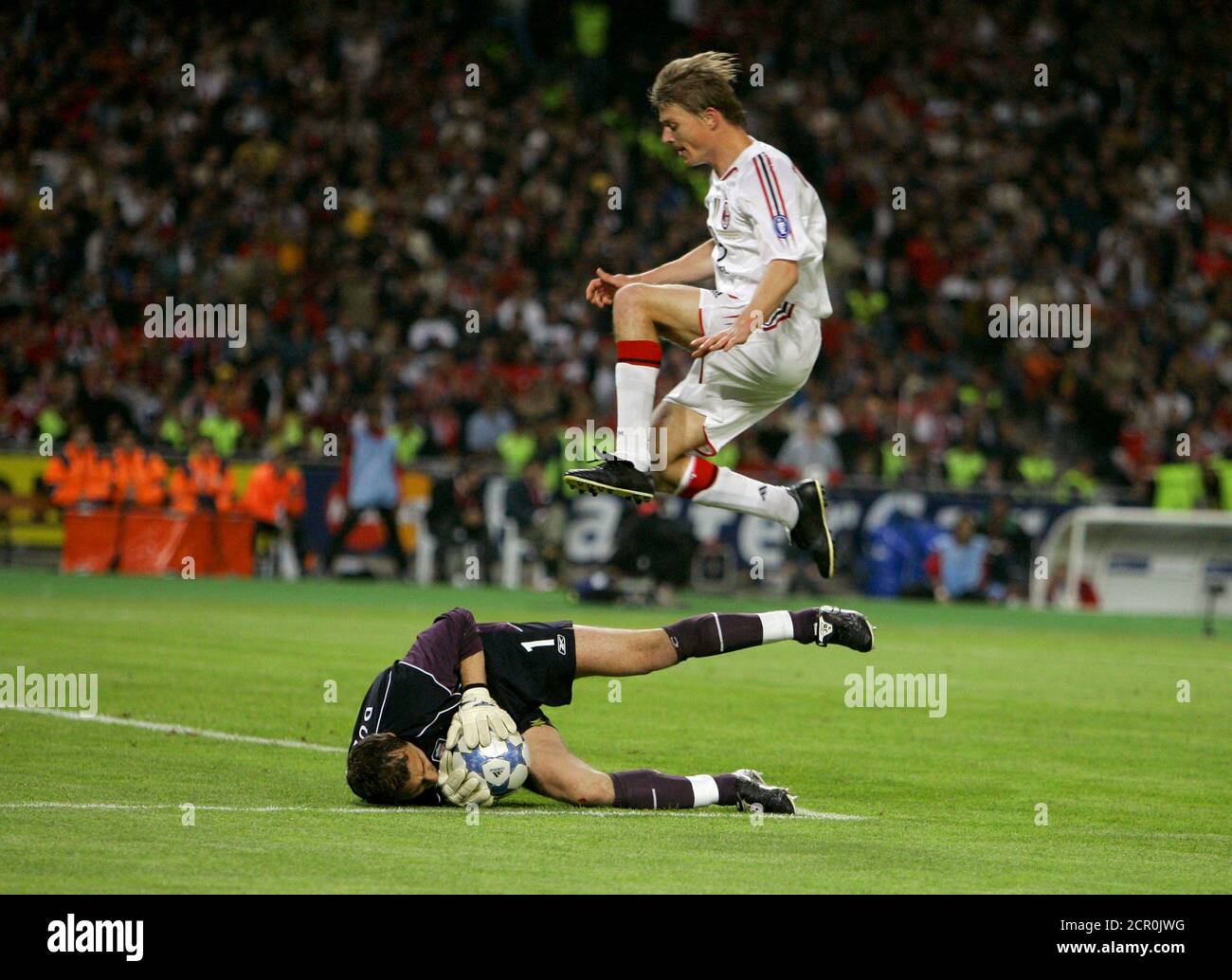 Dudek champions league final hi-res stock photography and images - Alamy