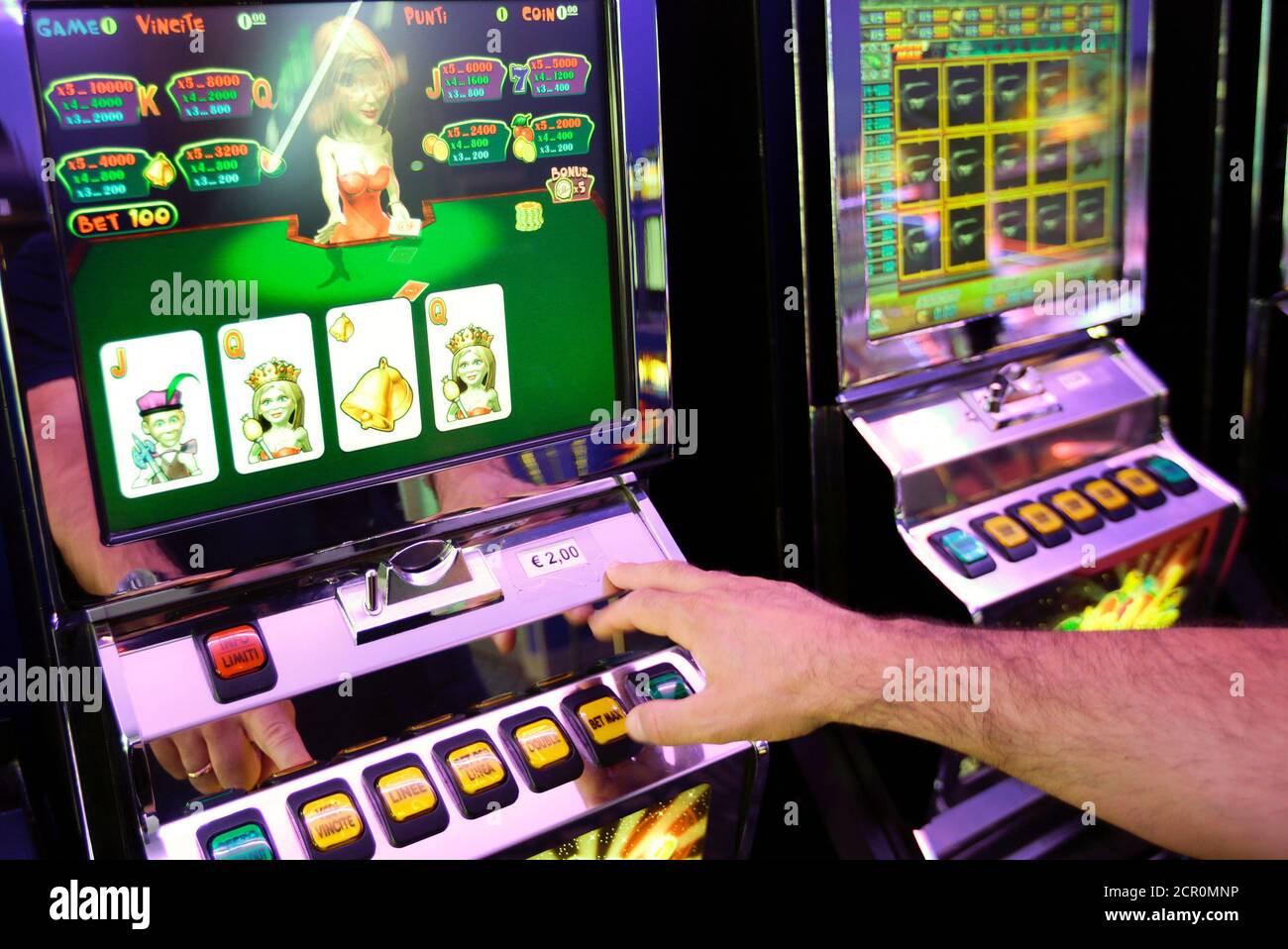Bingo hall machine hi-res stock photography and images - Alamy