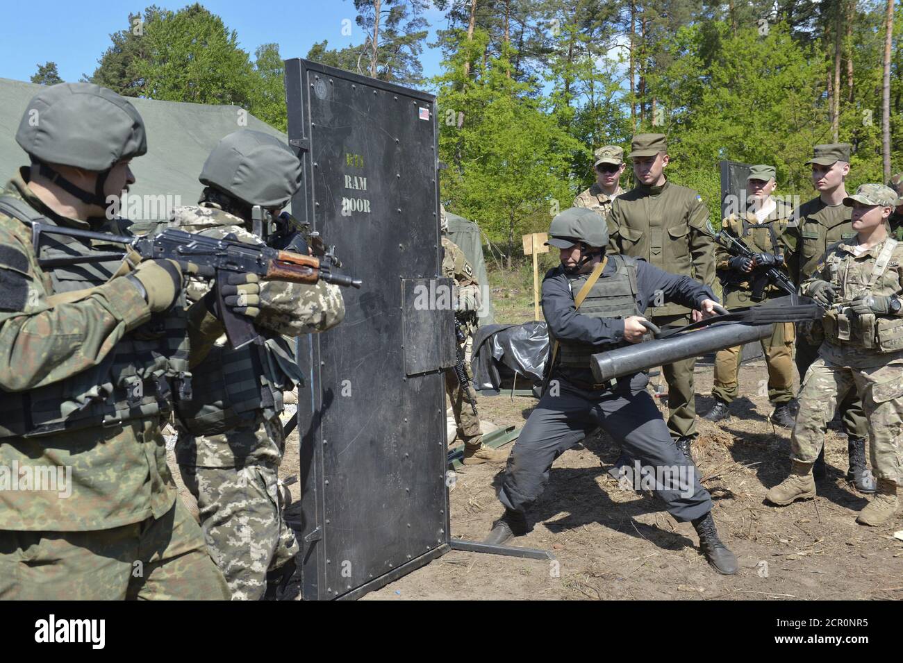 Military joint exercise hi-res stock photography and images - Alamy