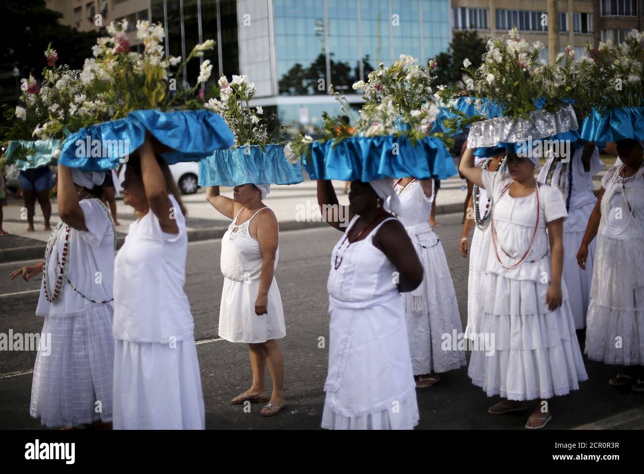 Offerings to iemanja hi-res stock photography and images - Alamy