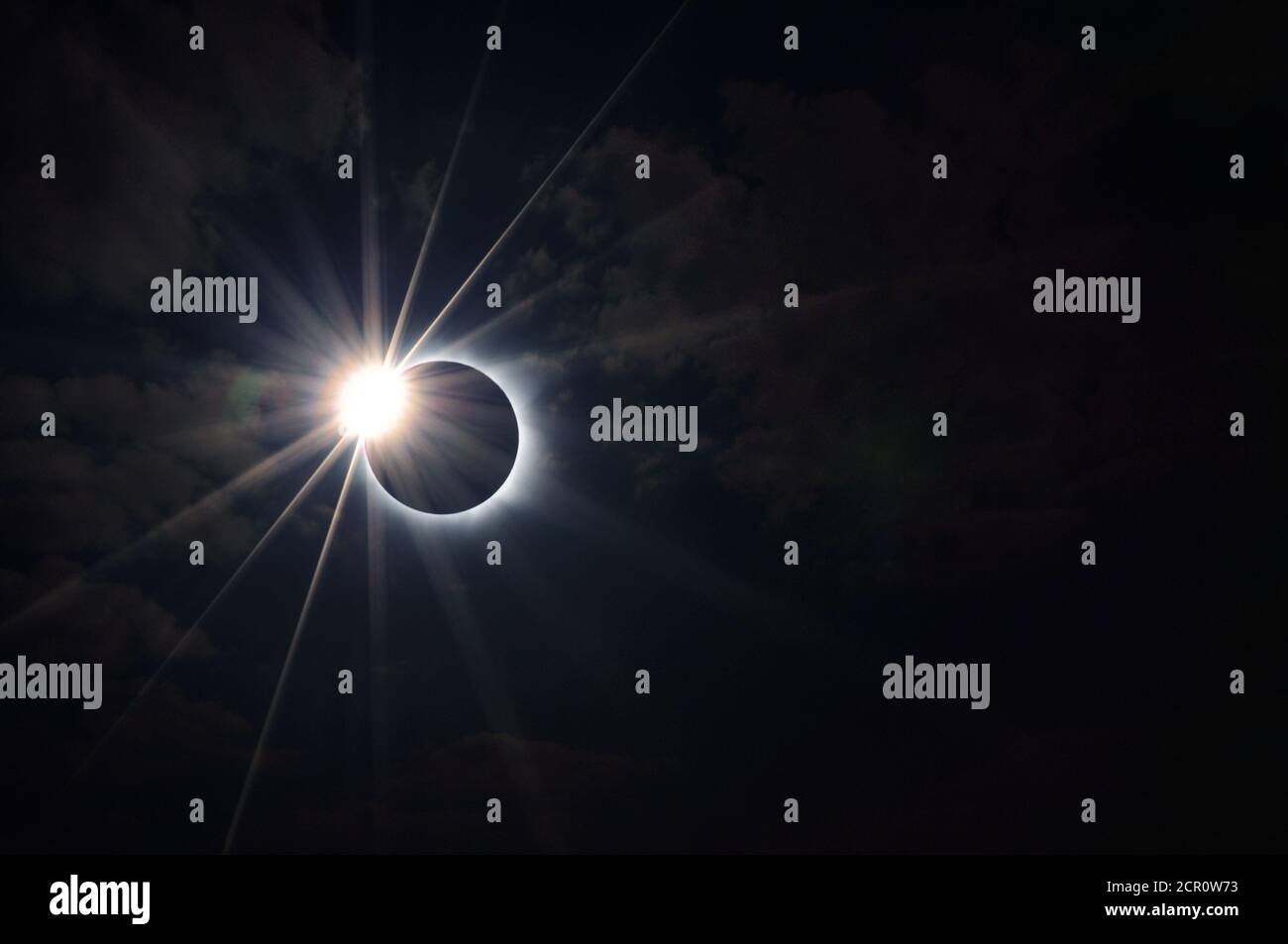 Solar eclipse black circle totality hi-res stock photography and images ...
