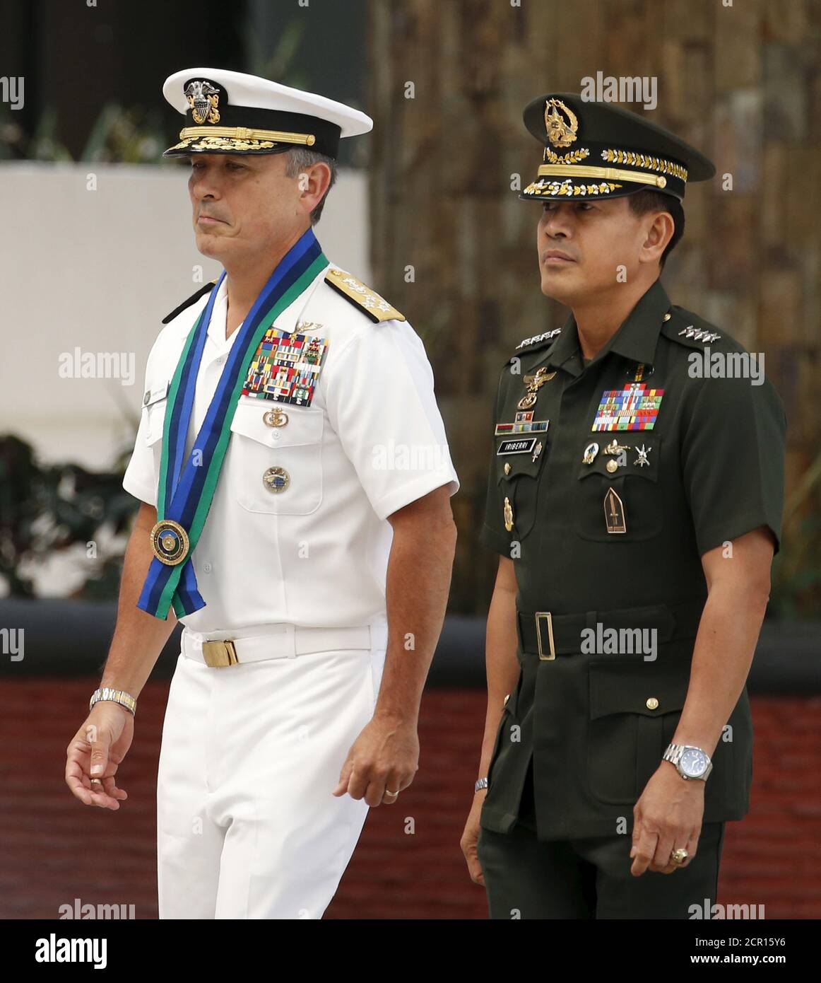 Armed philippines chief staff general High Resolution Stock Photography ...