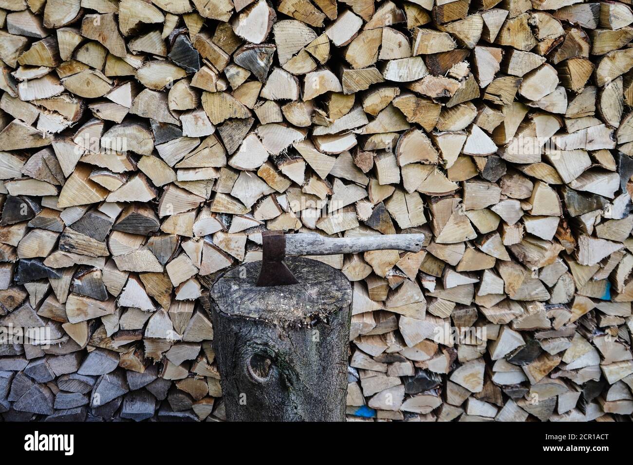 a stack of fire wood Stock Photo - Alamy