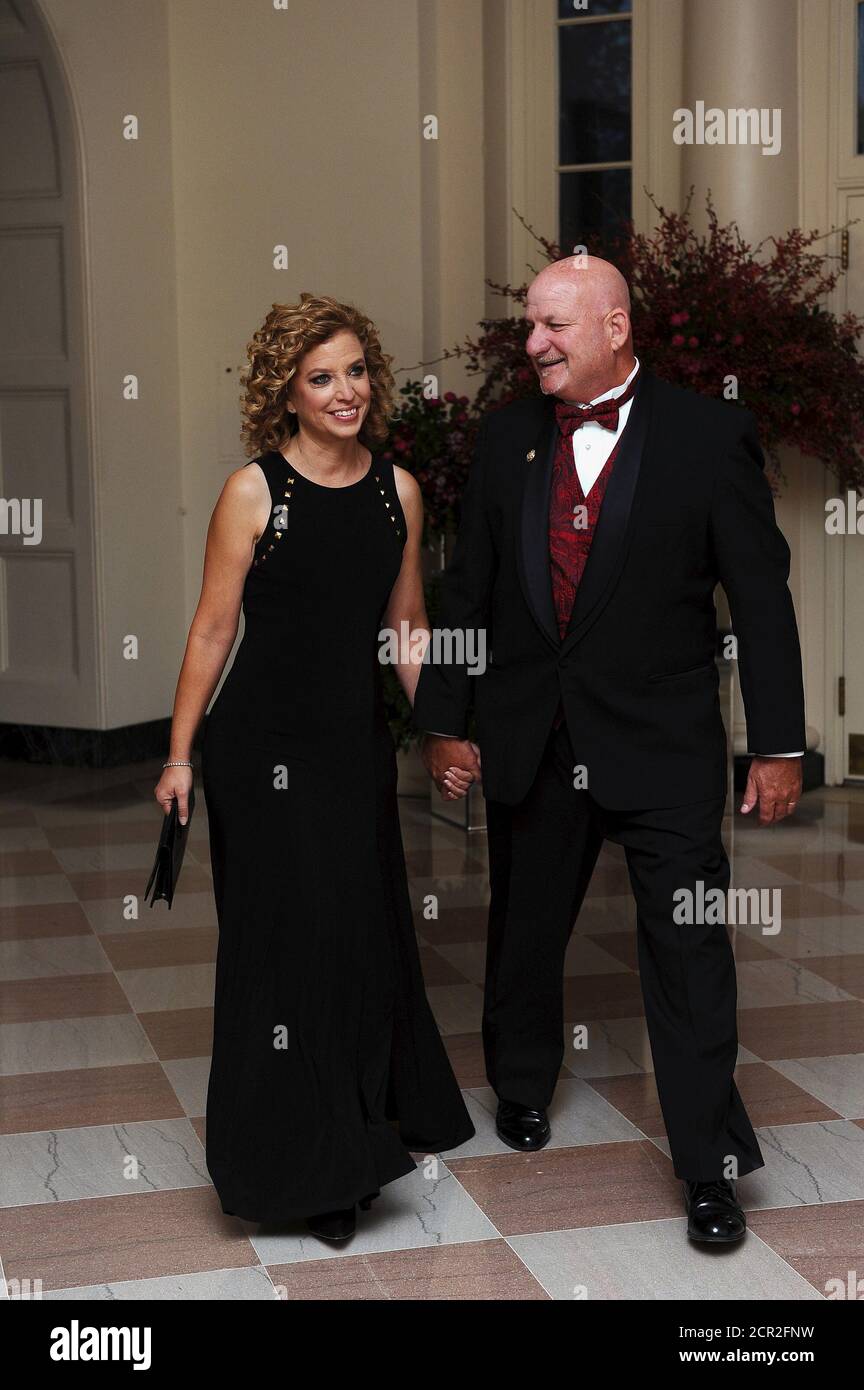 Debbie wasserman schultz steve schultz hi-res stock photography and ...