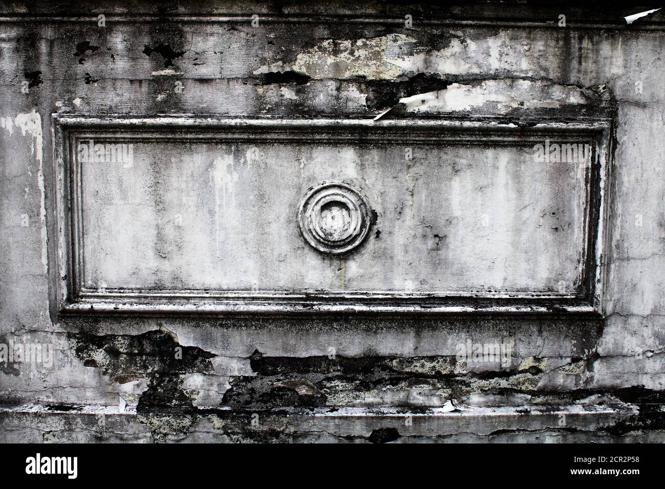 Crumbling stucco hi-res stock photography and images - Alamy