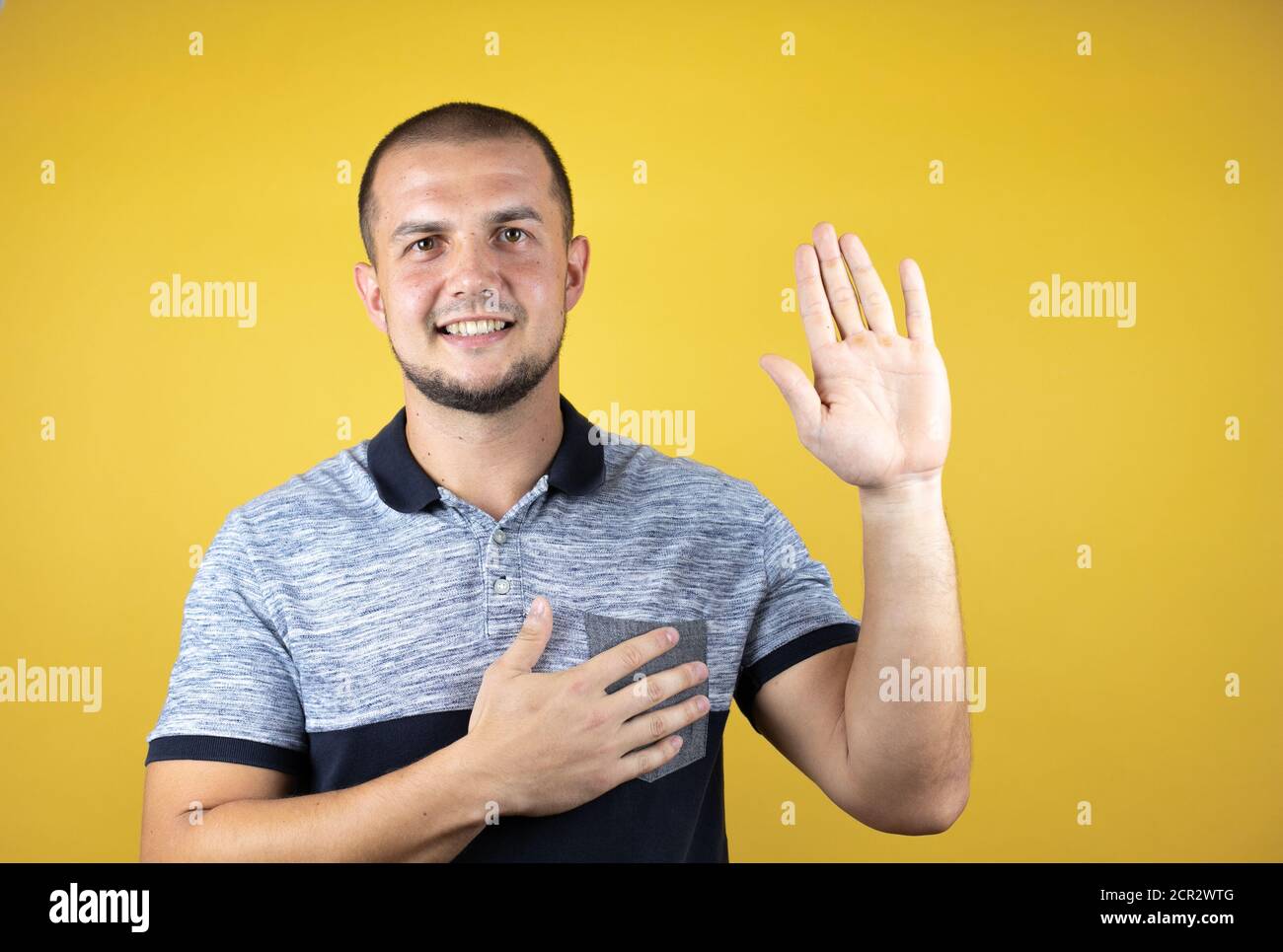 Man swearing fingers hi-res stock photography and images - Alamy