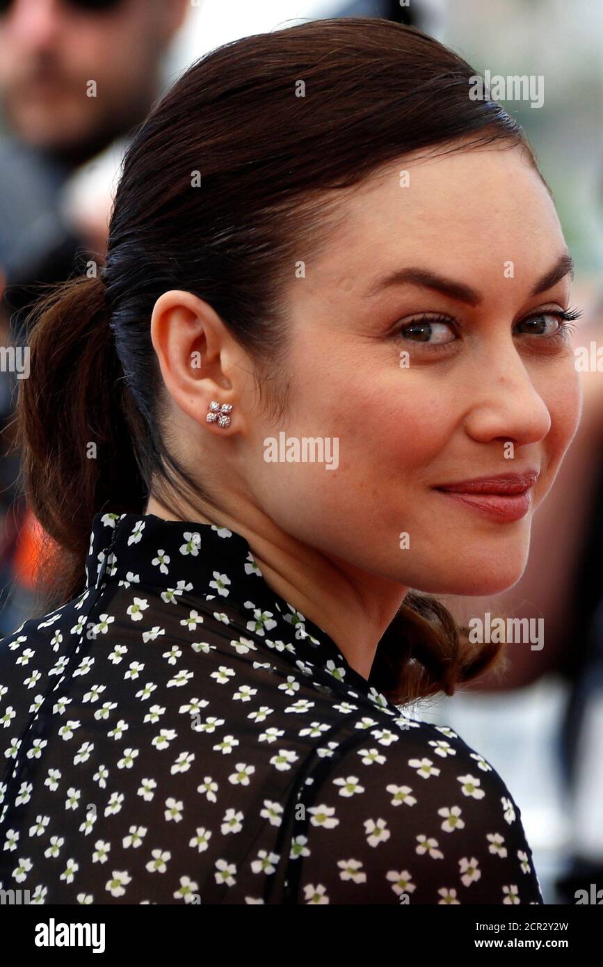 Olga kurylenko poses hi-res stock photography and images - Alamy
