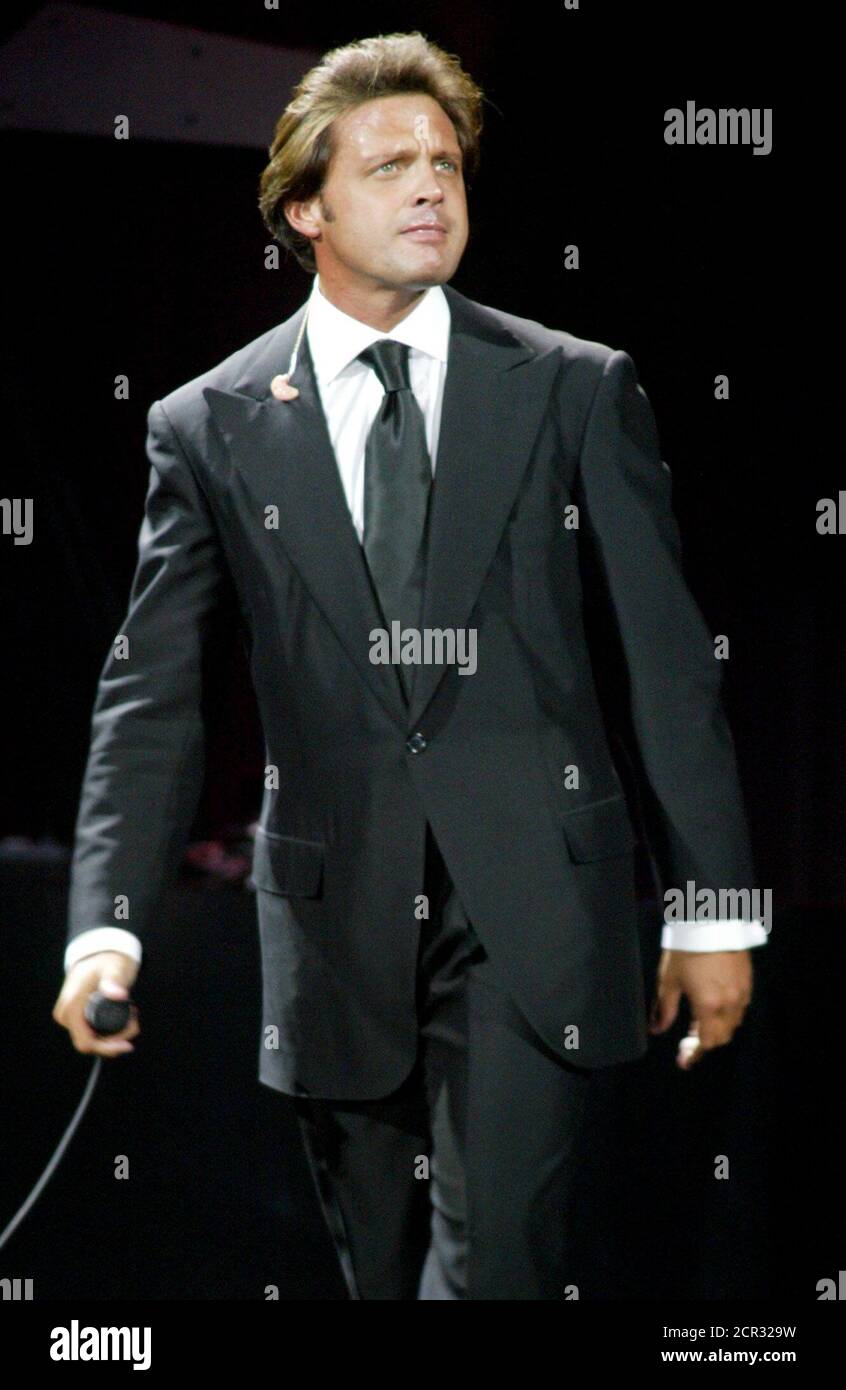Luis Miguel Singer High Resolution Stock Photography and Images - Alamy