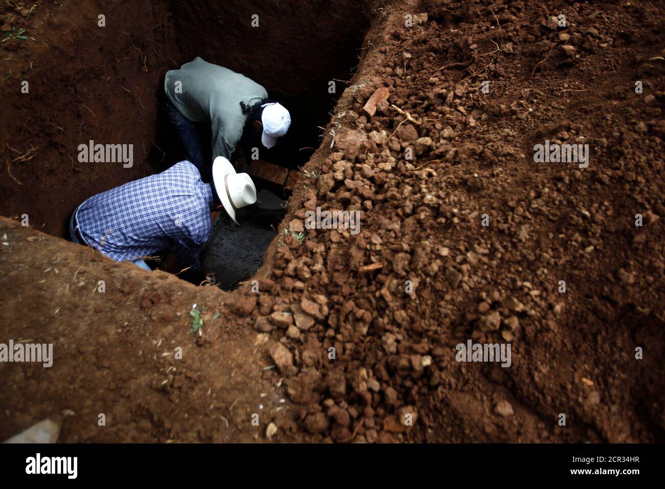 Mexico aztec tomb hi-res stock photography and images - Alamy
