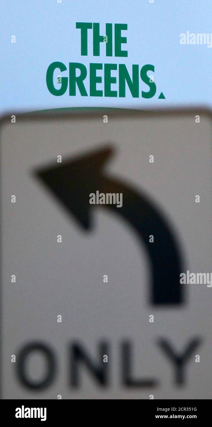 Australian election advertisement hi-res stock photography and images ...