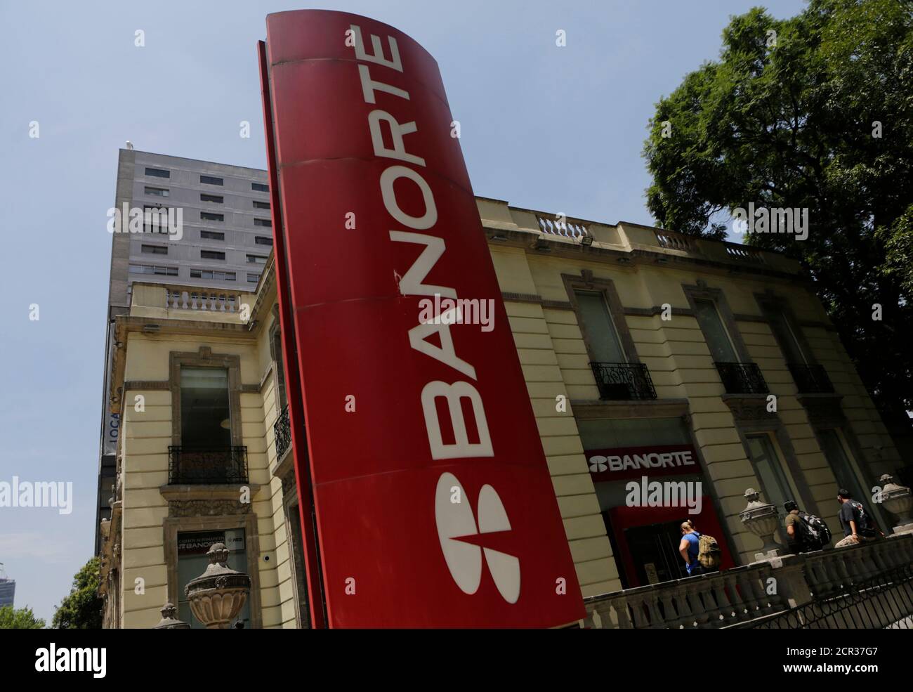 Banorte Logo High Resolution Stock Photography and Images - Alamy