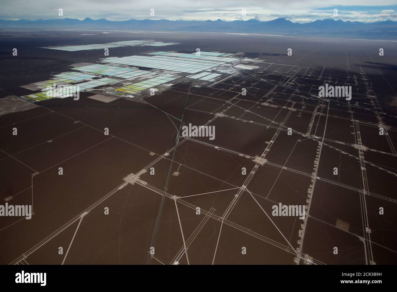 Lithium mine atacama hi-res stock photography and images - Alamy
