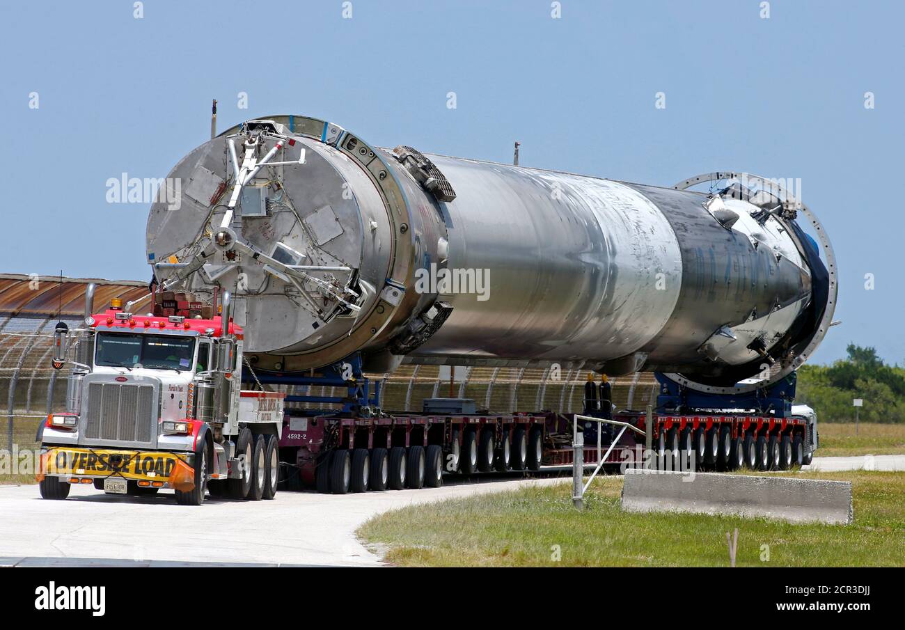 Spacex first stage hi-res stock photography and images - Alamy