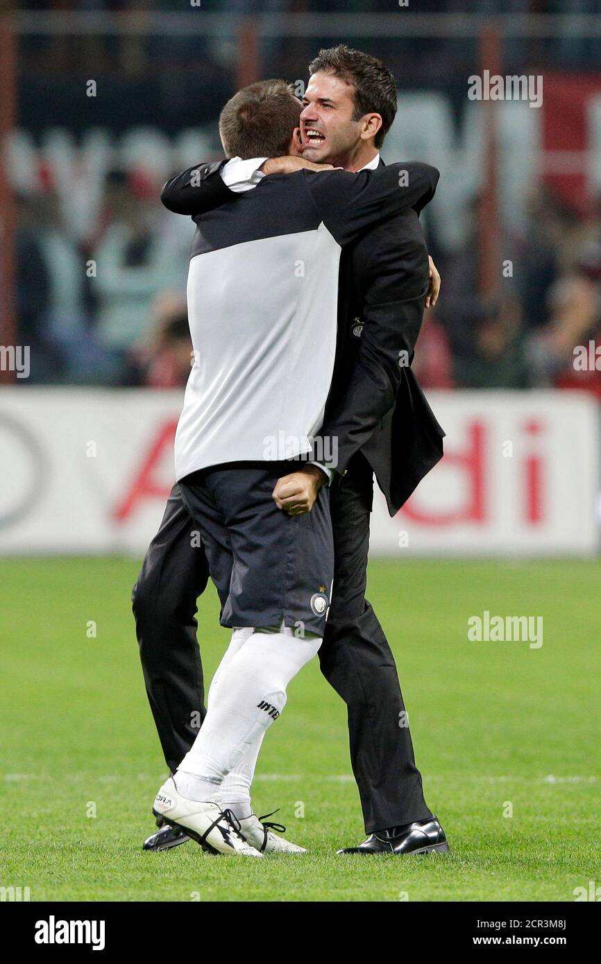 Antonio cassano inter milan hi-res stock photography and images - Alamy