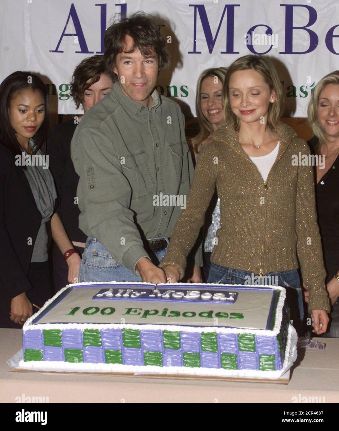 Julianne nicholson ally mcbeal 2001 hi-res stock photography and images - Alamy